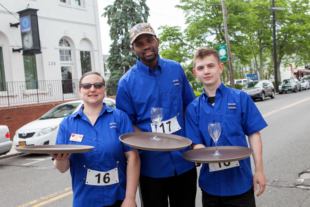 Another Claudio’s victory at North Fork Waiter Race in Greenport ...